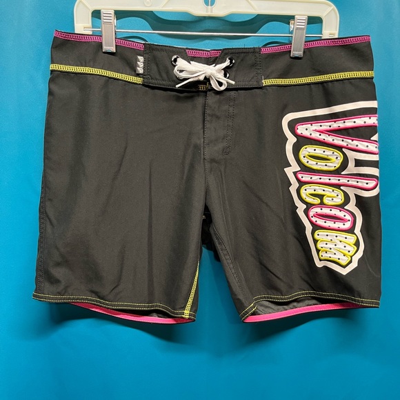 Volcom | Shorts | Volcom Women Board Shorts | Poshmark